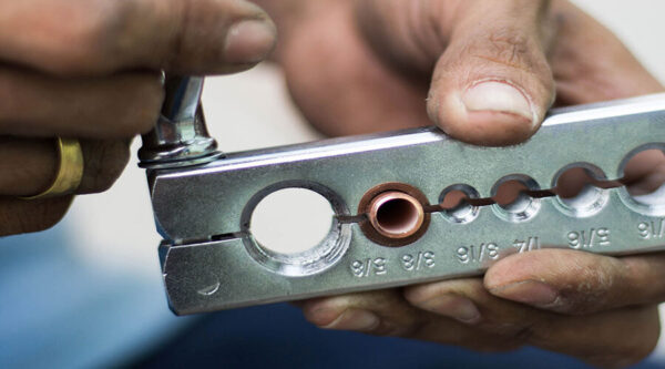 Flare Fittings Vs. Compression Fittings - Premium Residential Valves ...